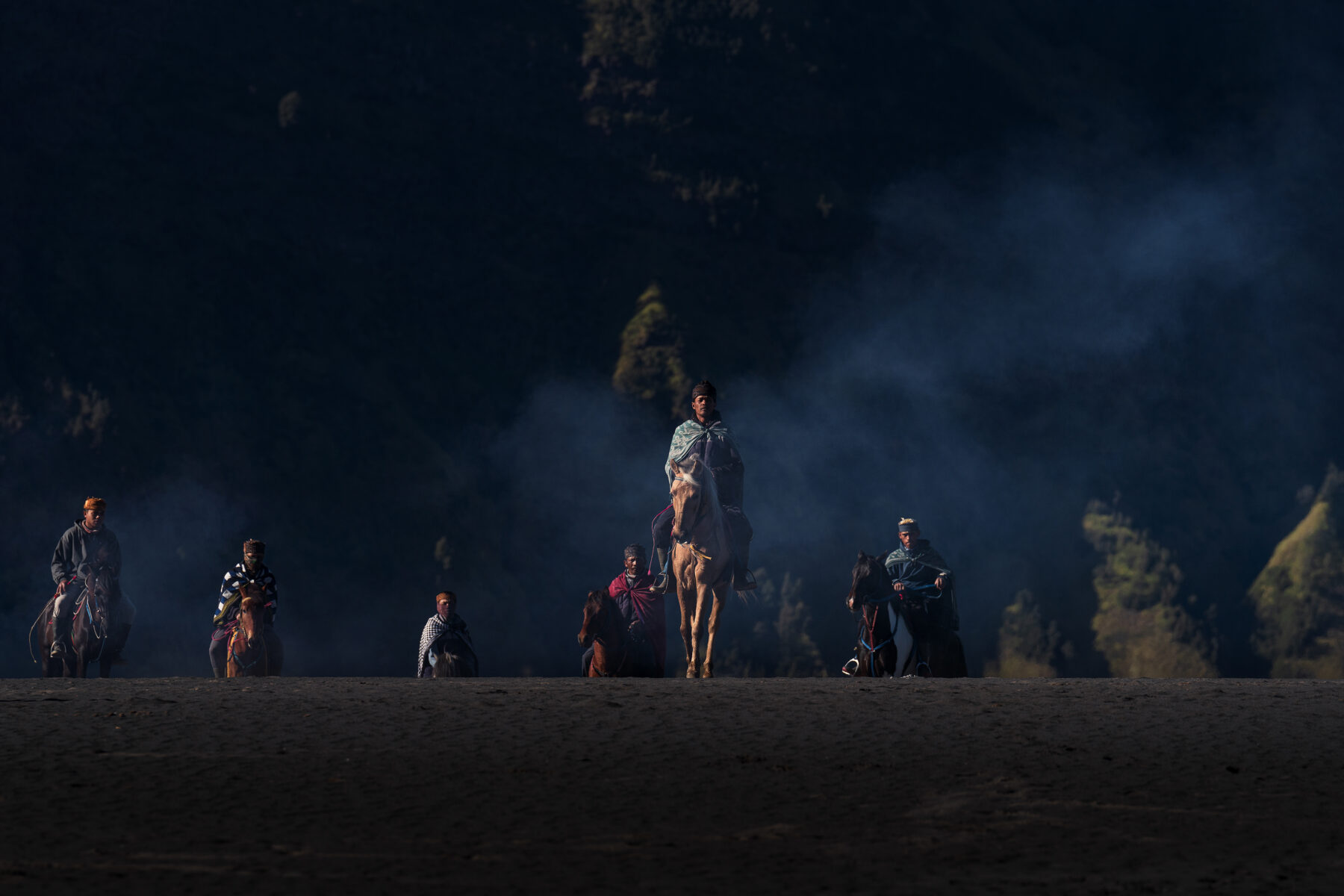 Mahendra Bakle: A Lens on Humanity | The Independent Photographer