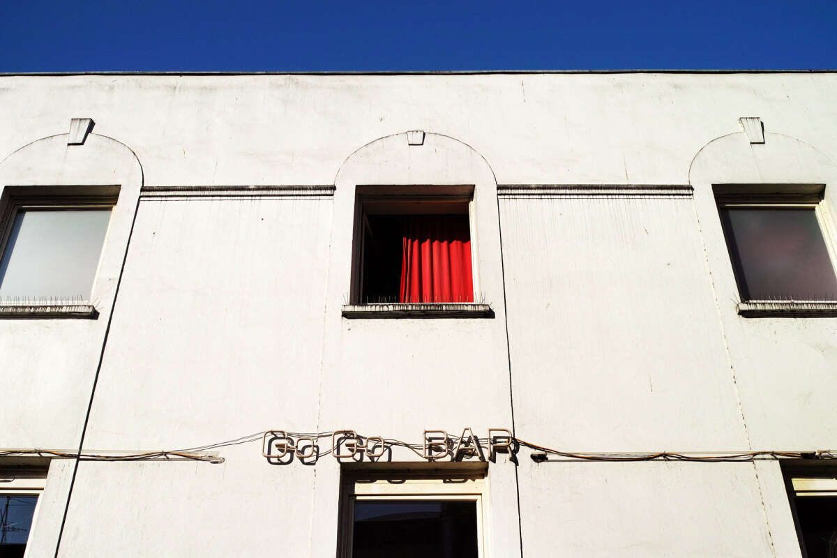 Manuel Armenis | The Independent Photographer