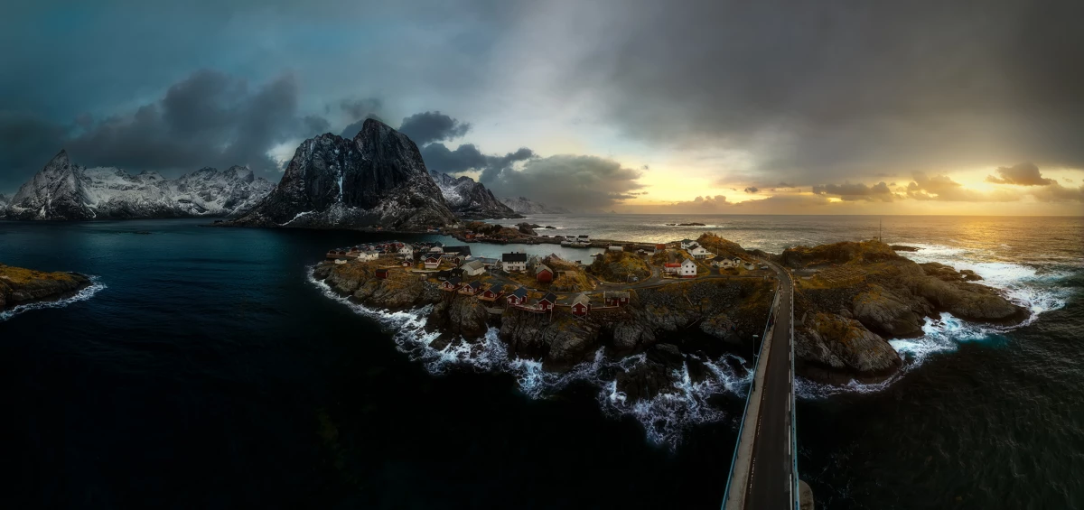 José Miguel Picón Chimelis | The Independent Photographer