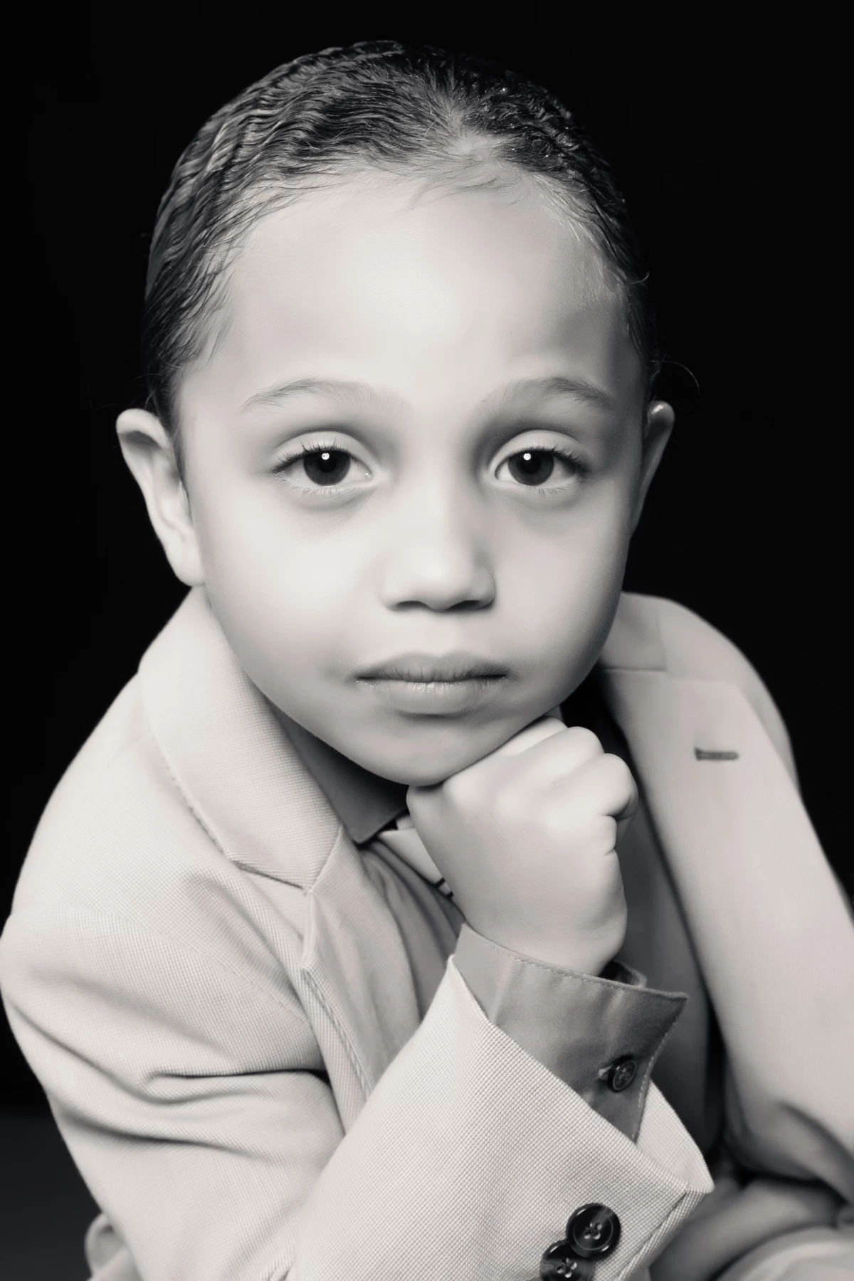 Capucho Capale | The Independent Photographer